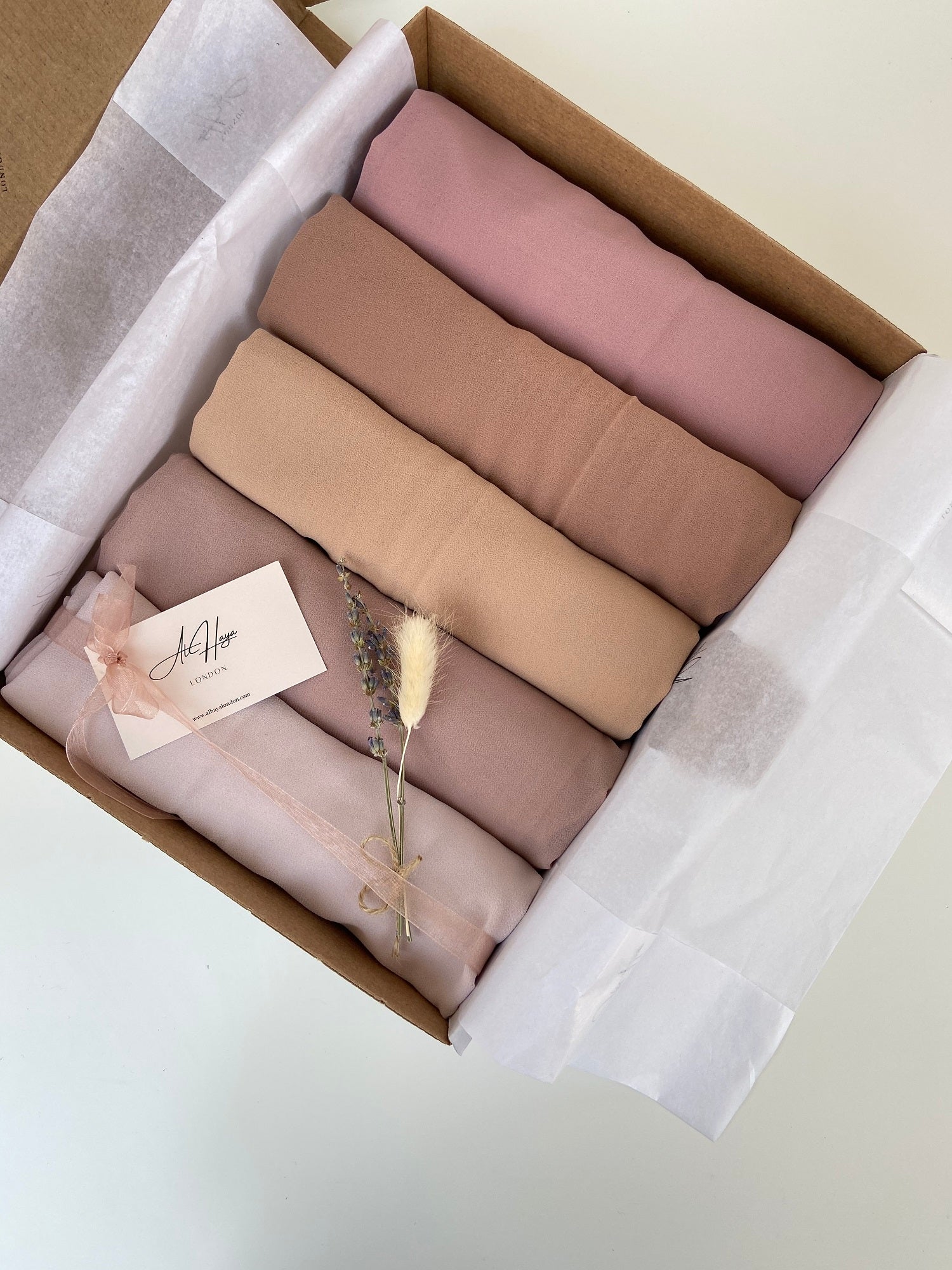 Hijab Gift Boxes – Al Haya London